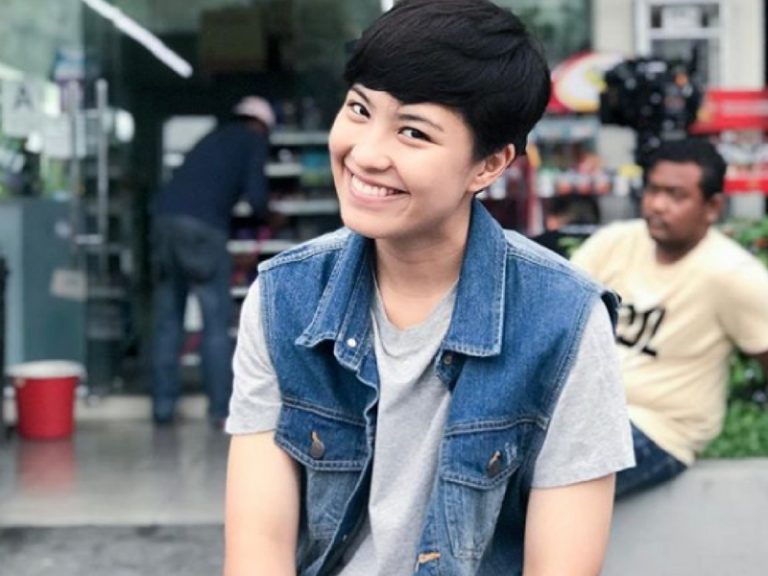 Janna Nick Bergaduh Dengan Siapa Sebenarnya?