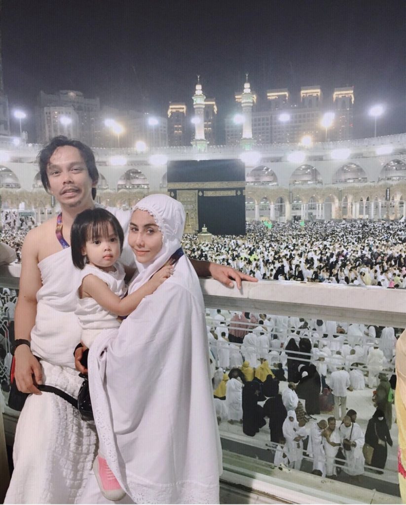 [GAMBAR] "Bercahaya Wajah Suami Isteri," - Ella Kongsi Foto Di Tanah ...