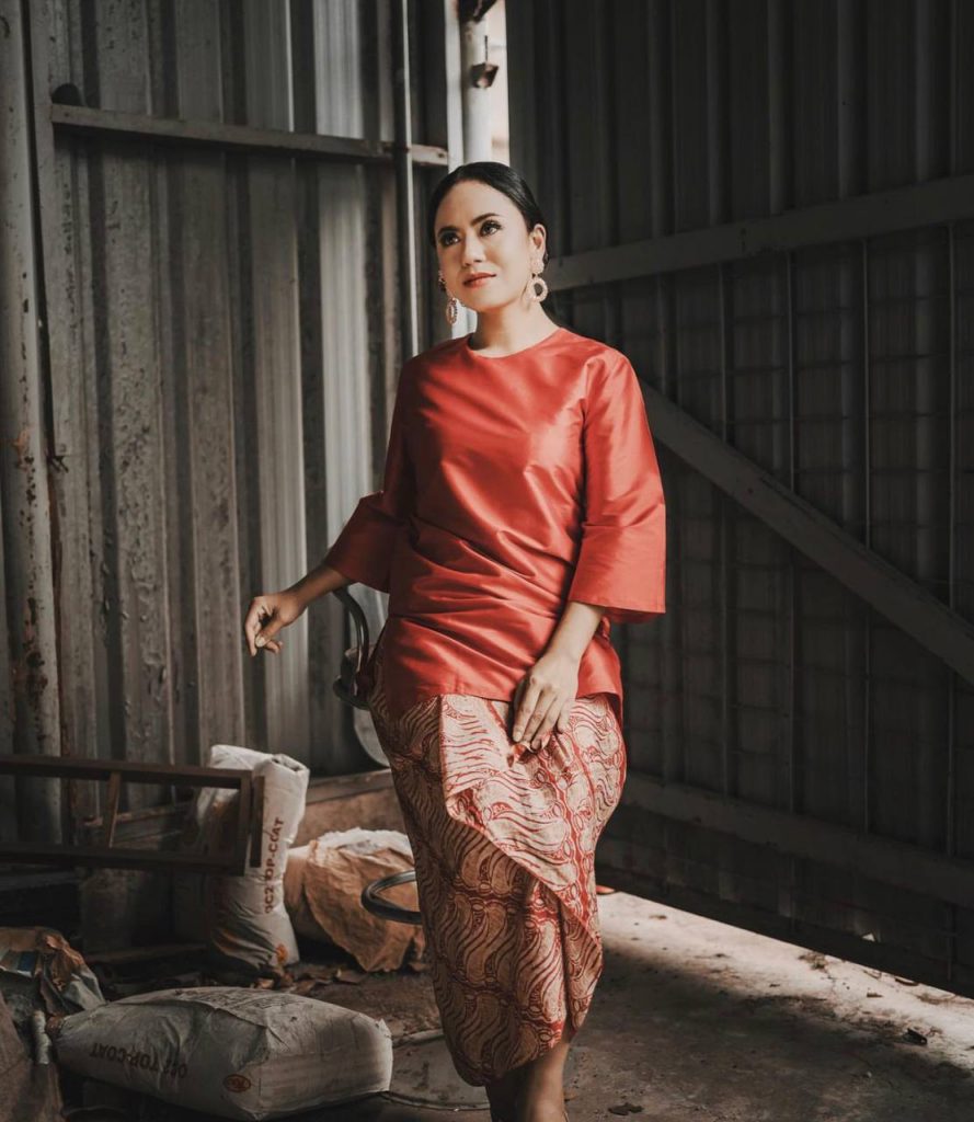 “Perasaan Macam Dapat Kahwin Dengan Anak Raja…,” - Penyanyi Asmidar ...