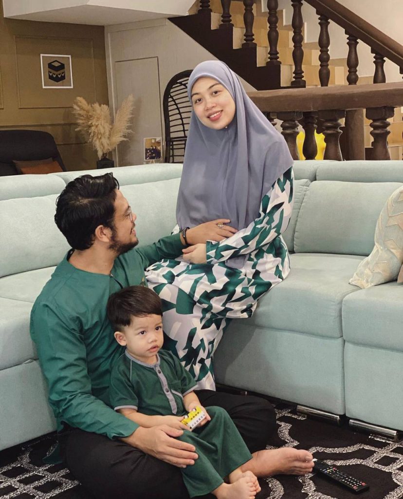 “Seorang Lagi Hulubalang Yang Akan Berjasa Pada Keluarga, Agama & Negara,” - Tasha Manshahar ...