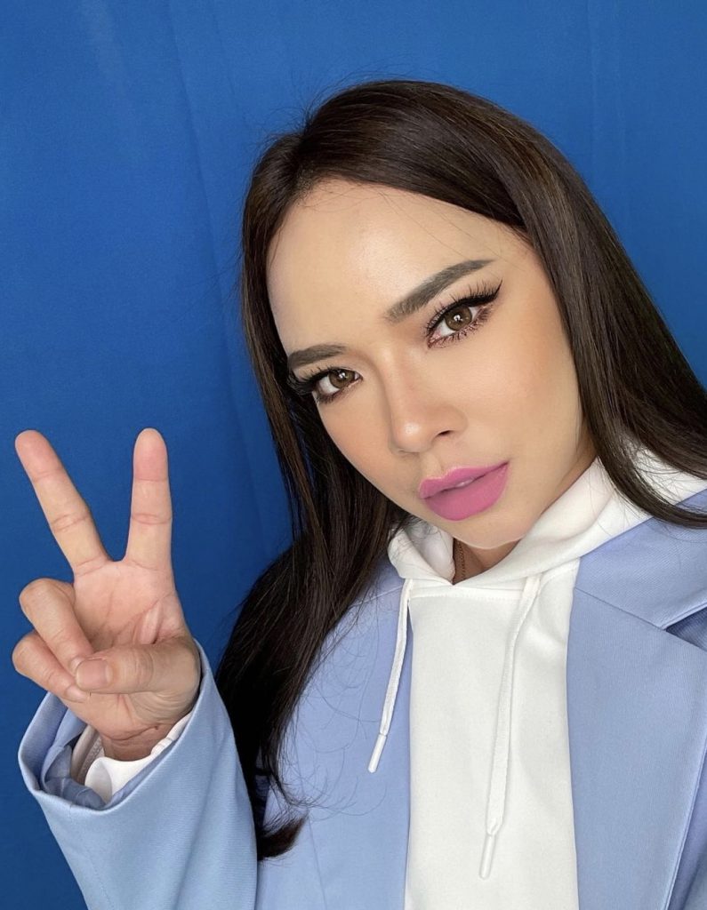 Ada Netizen Kecam Imej Realiti Nora Danish Yang ‘Free Hair’ Bercanggah ...