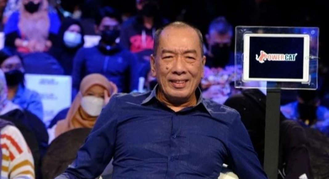 Tini 3R Kini Bergelar Doktor Falsafah Dalam Bidang Komunikasi - Media ...