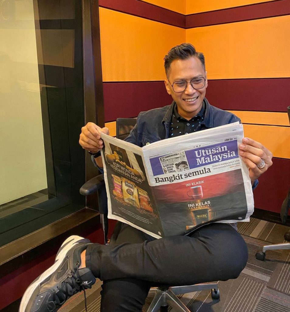 "Sejak Bujang, Bercinta, Tunang, Kahwin Hingga Anak 5...," - Lebih 2 ...