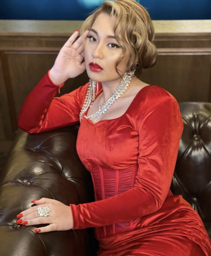 Aksi Janna Nick Jatuh Kerusi Viral; "Cara Terjatuh Pun Comel."