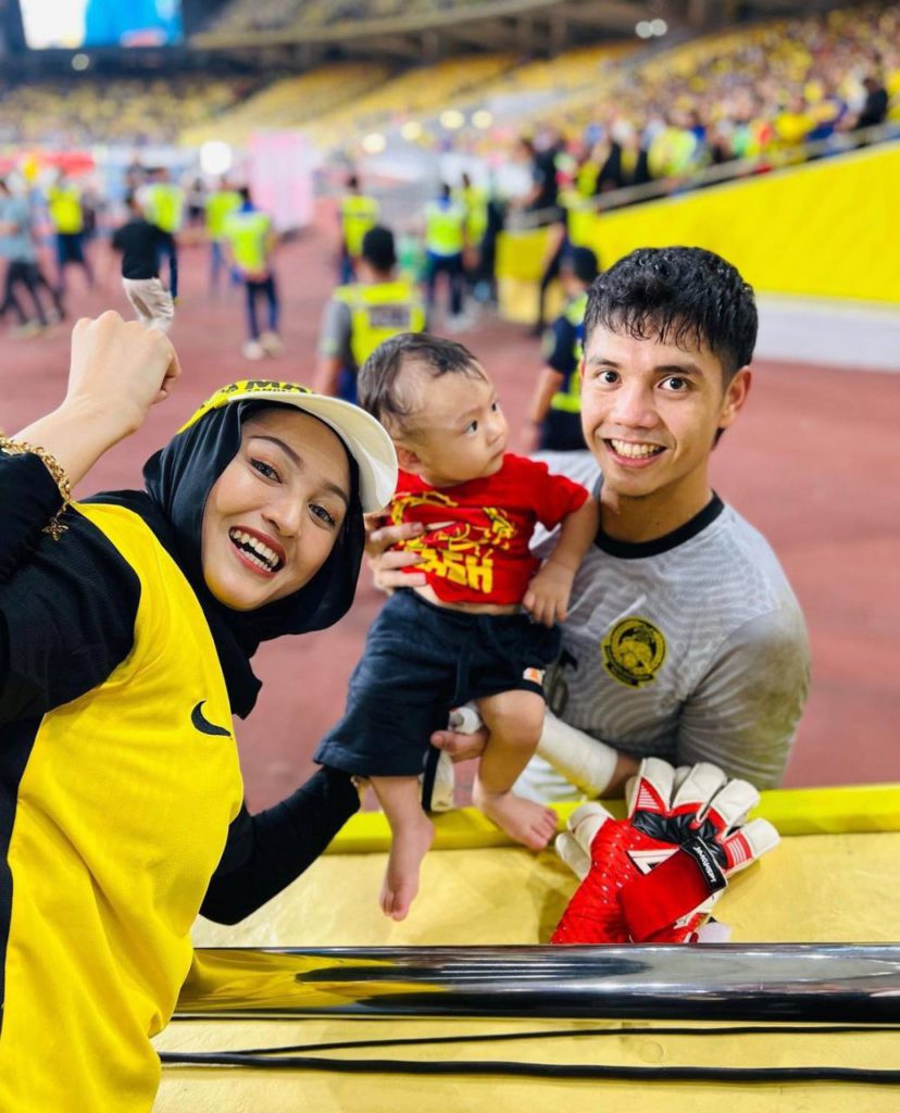 “Penantian Penuh Ujian Tapi Tepat Pada Masanya,” - Syihan Hazmi Pamer ...