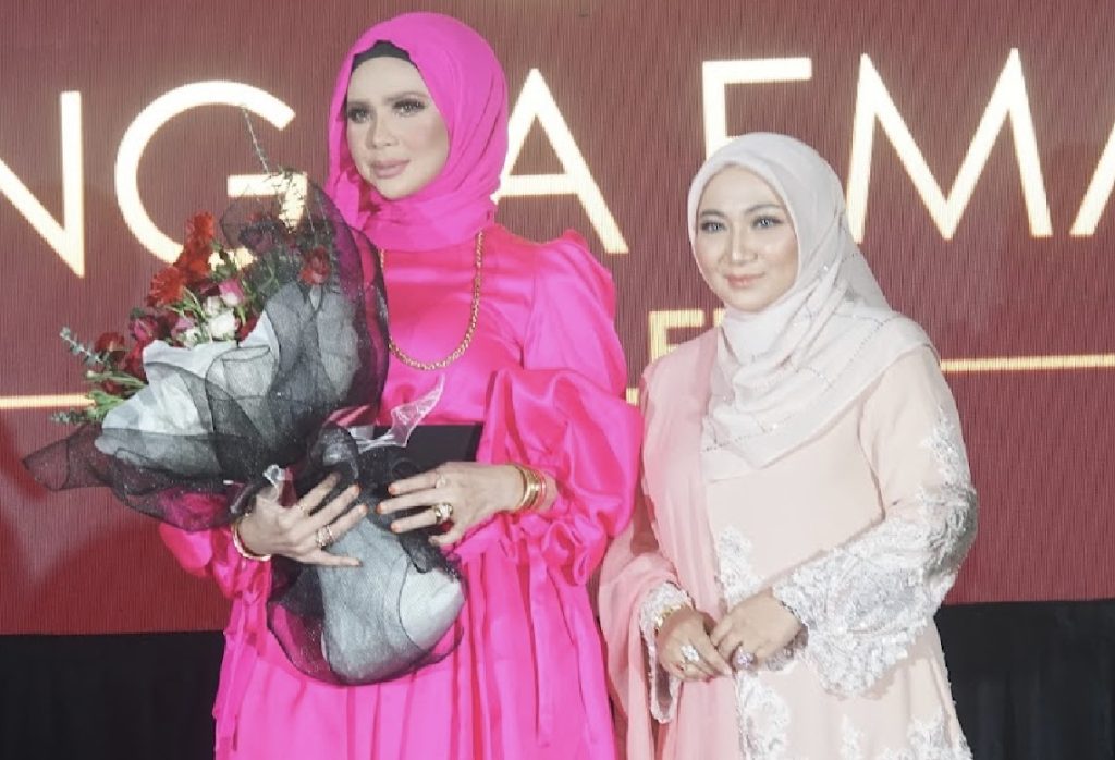 Minat Emas Sejak Muda, Rozita Cerita Gaji Pertama Kerja Pramugari Dulu ...