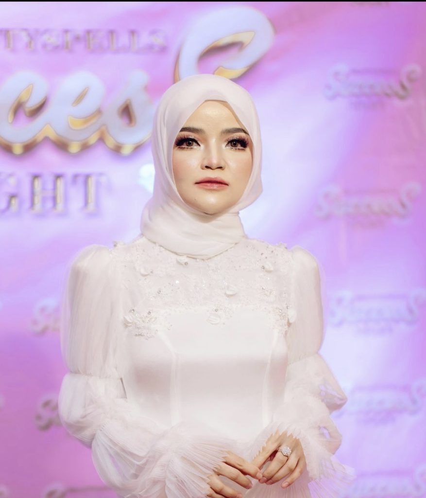 Aura Luar Biasa Konsert GenKRU! Kemunculan Elite & Adam AF Cetuskan ...