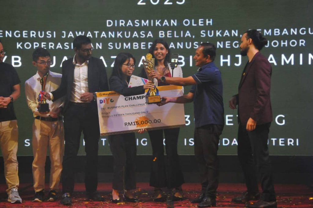 Pelan Perniagaan IMU Jadi Pilihan Nazril Idrus, Sekali Gus Bergelar ...