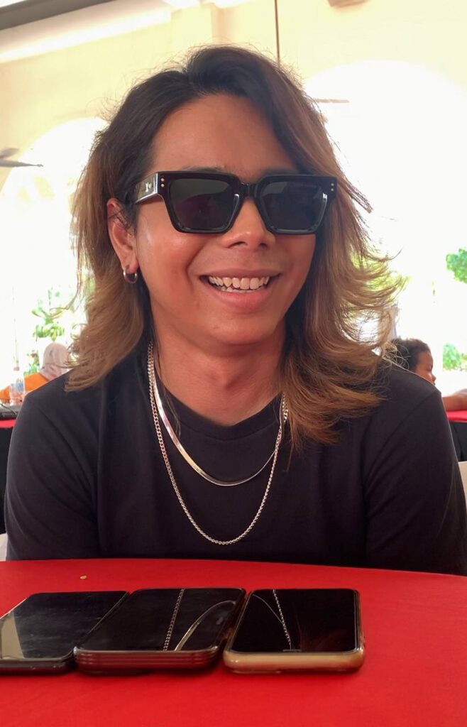 “3 Tahun Kami Tenggelam, Itu Masalah Label,” - Kristal Dihalang Bikin ...