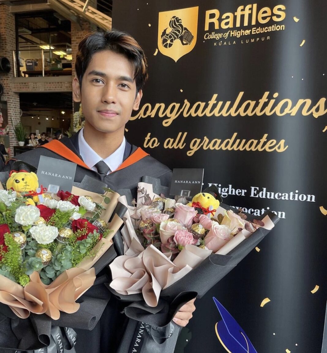 Datin Emylia Rosnaida Syukur Anak Sulung Genggam Diploma, Reeve Damien ...