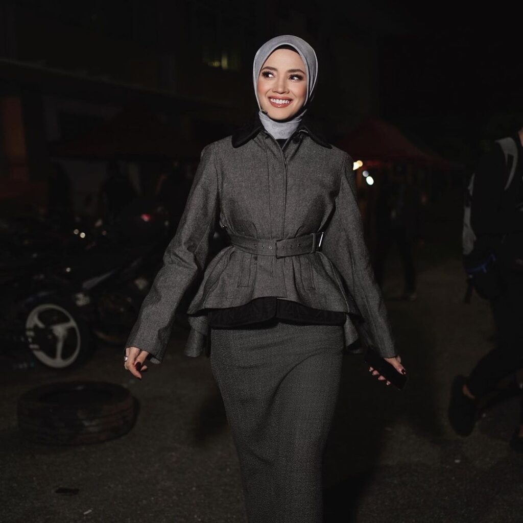 5 OOTD Fazura Yang Sememangnya 'Meletop', Refleksi Wanita Zaman Moden!