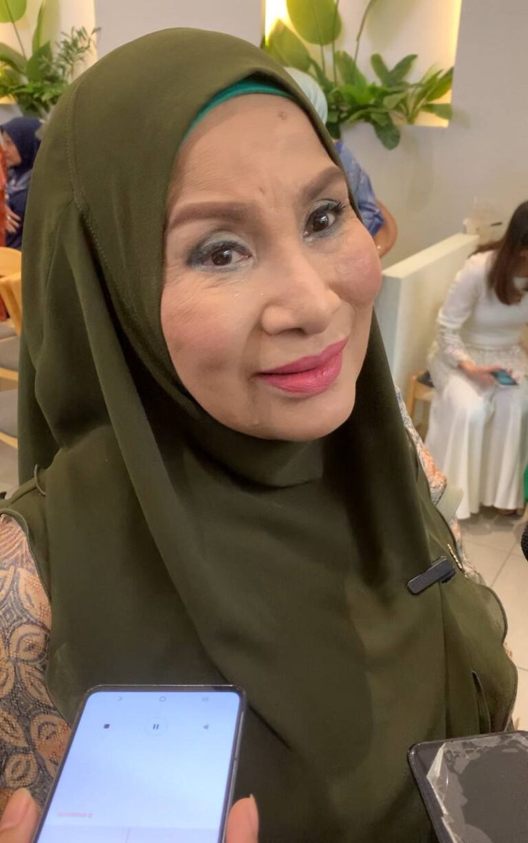 7 Bulan Tiada Tawaran Berlakon, Delimawati Kini Harapkan Anak & Menantu