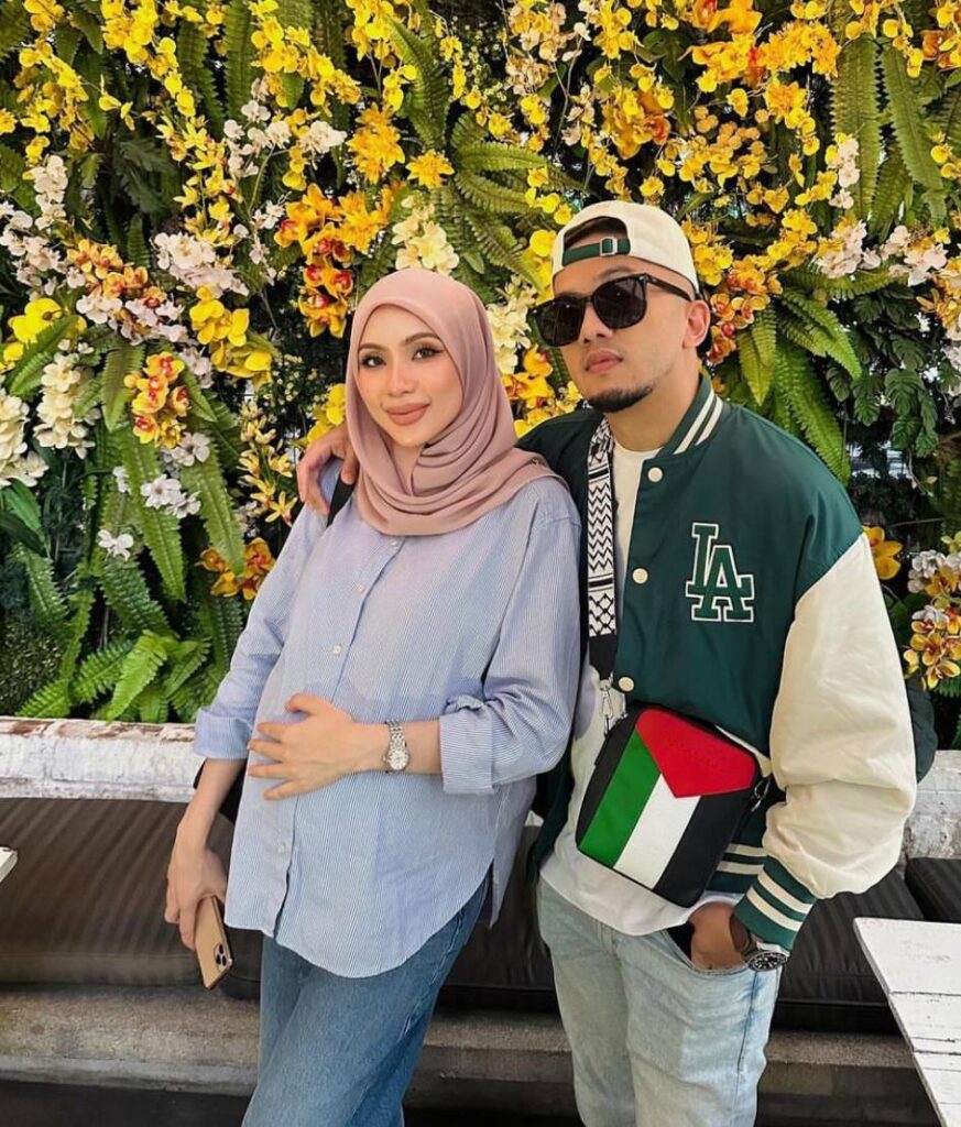 “Alhamdulillah…Lil Cappy,” - Isteri Selamat Bersalin, Caprice Timang ...