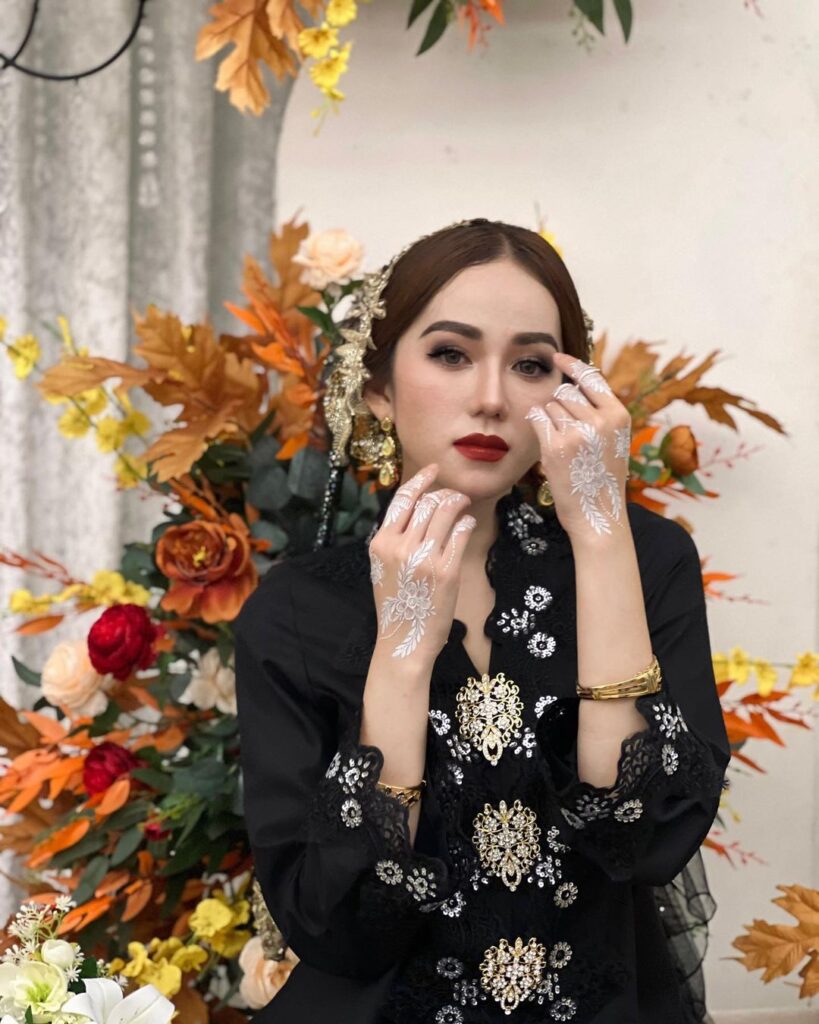 Layak Digelar 'Beauty With Brain' Tak Sangka Ini Taraf Pendidikan Sophia Al Barakbah