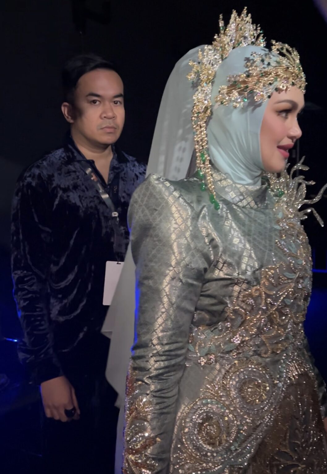 “Datuk K Beri ‘Thumbs Up’, Kata Cantik,” - Ezuwan Ismail Reka Baju ...