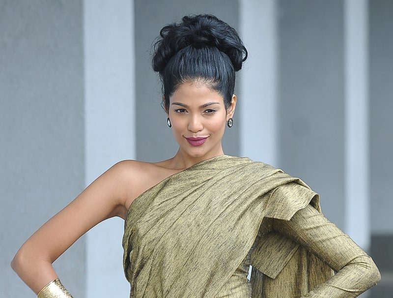 Thanuja Akui Ramai Peminat Melayu - Media Hiburan