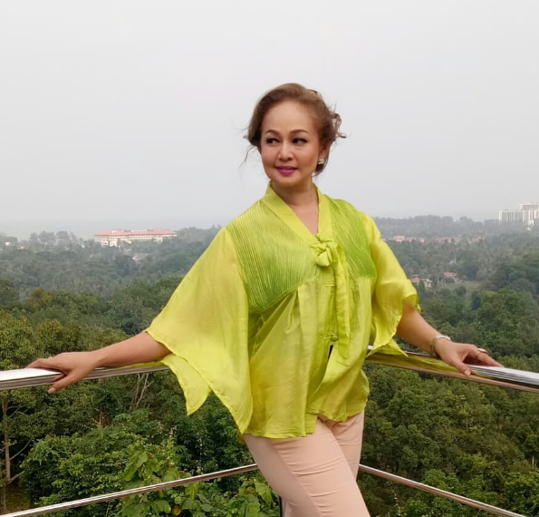 [GAMBAR] Apa Rahsia Cantik, Awet Muda Jasmin Hamid Ni? - Media Hiburan